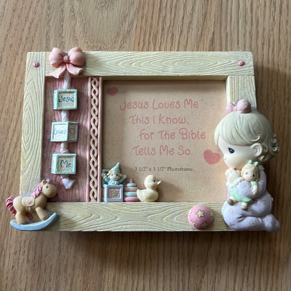 Precious Moments | Other | Jesus Loves Me Precious Moments Photoframe ...